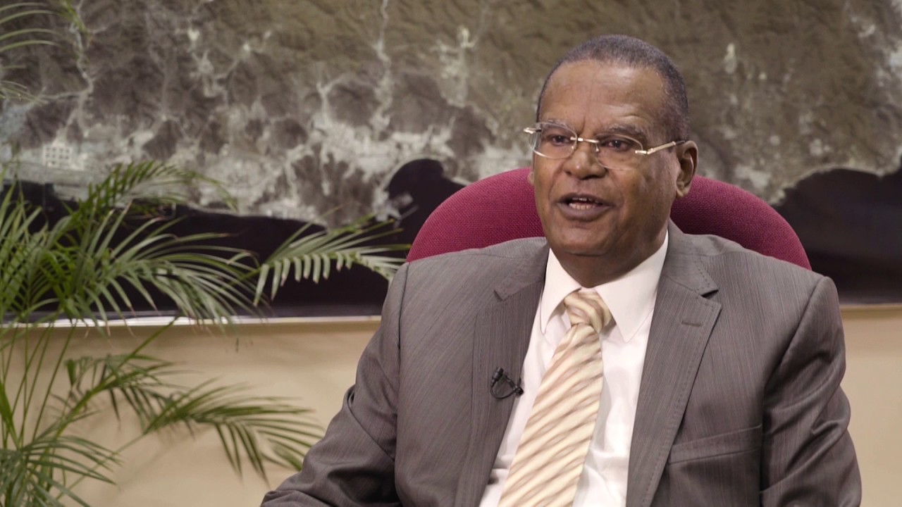 Dr Salem Abdo talks about Fujairah Oil Industry Zone - YouTube