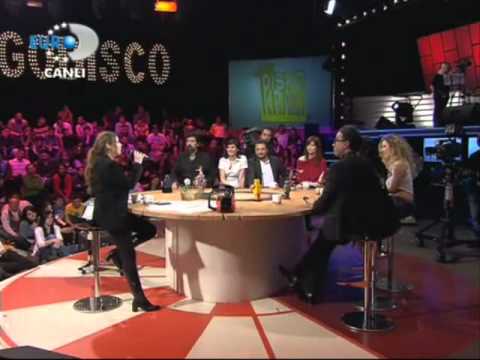 disko kralı aslolan aşktır