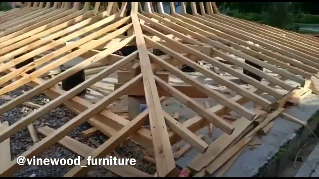 Proses atau cara pembuatan atap rumah joglo - YouTube