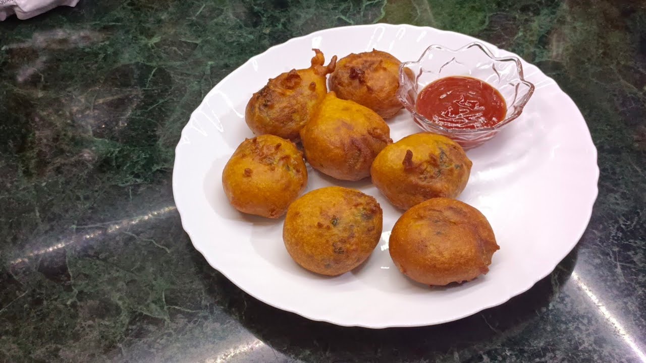 Coated potato balls/ Aloo vada recipe by cooking with Shadma Saleem ...