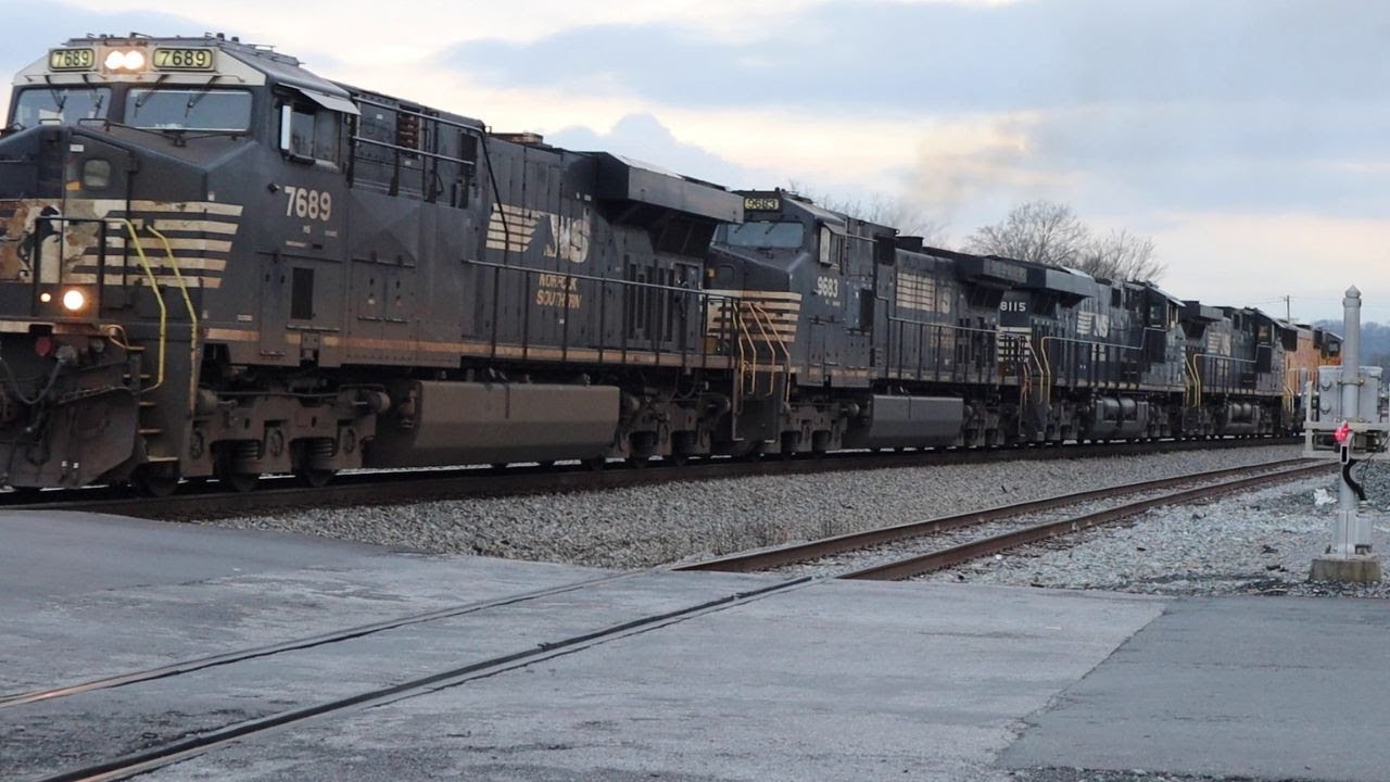 NS 7689 NS 9683 NS 8115 NS 4042 UP 4648 - YouTube