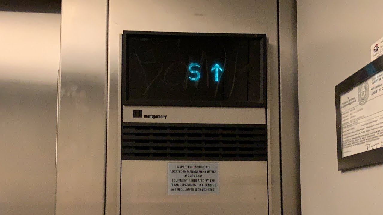 Montgomery Vector Hydraulic Elevator/Lift @ Macys Rivercenter Mall San ...