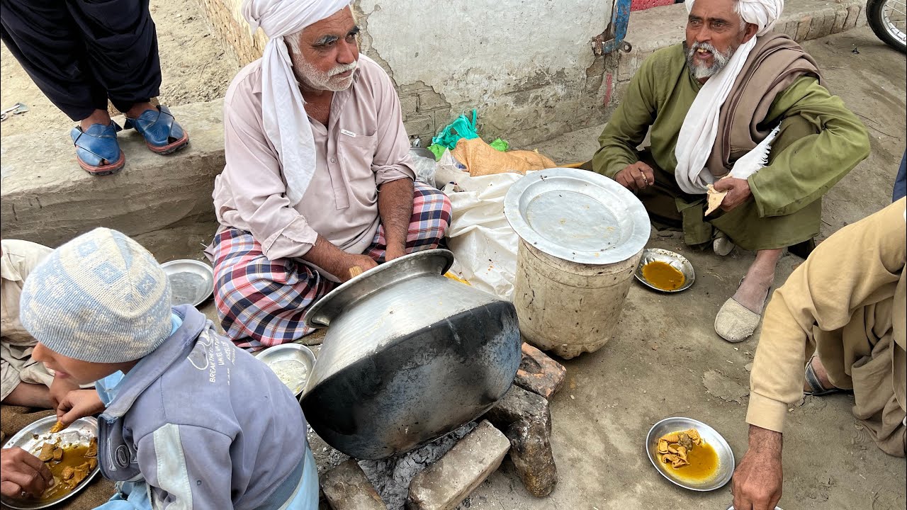 Famous street food ojri siri paye - YouTube