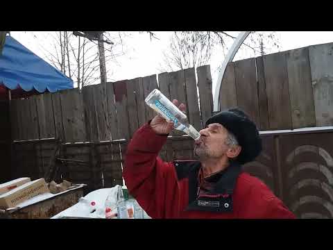 Выпил 3 бутылки водки на спор - YouTube