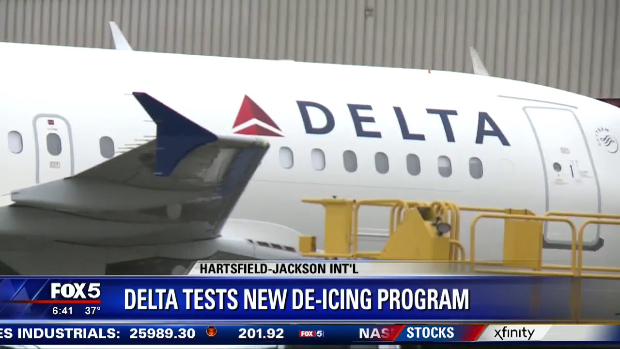 Delta's new de icing program - YouTube