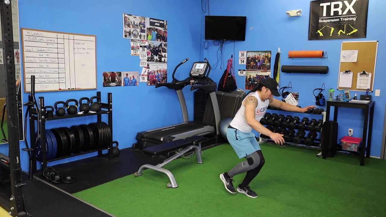 Seated Broad Jump (1 Leg Landing) - YouTube