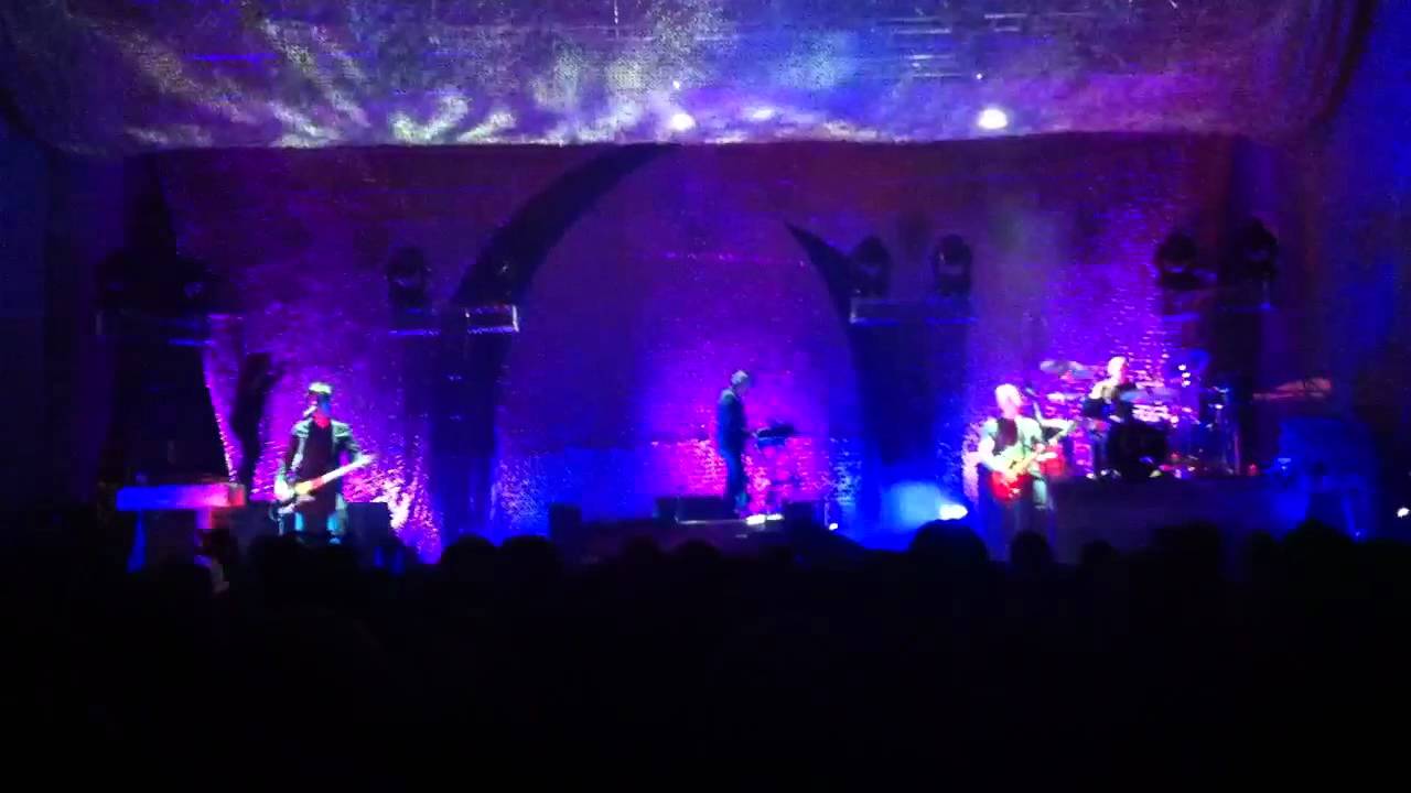 A Perfect Circle "Imagine" 2011 - YouTube