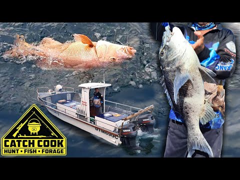 Fishing Musselcracker and Steenbras on a charter, Mossel bay, South ...