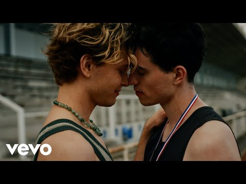 Louis Albi - Que tu te mentes (Clip officiel)