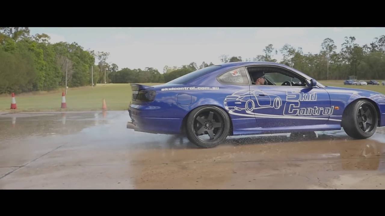 Drifting at Skid Control - YouTube