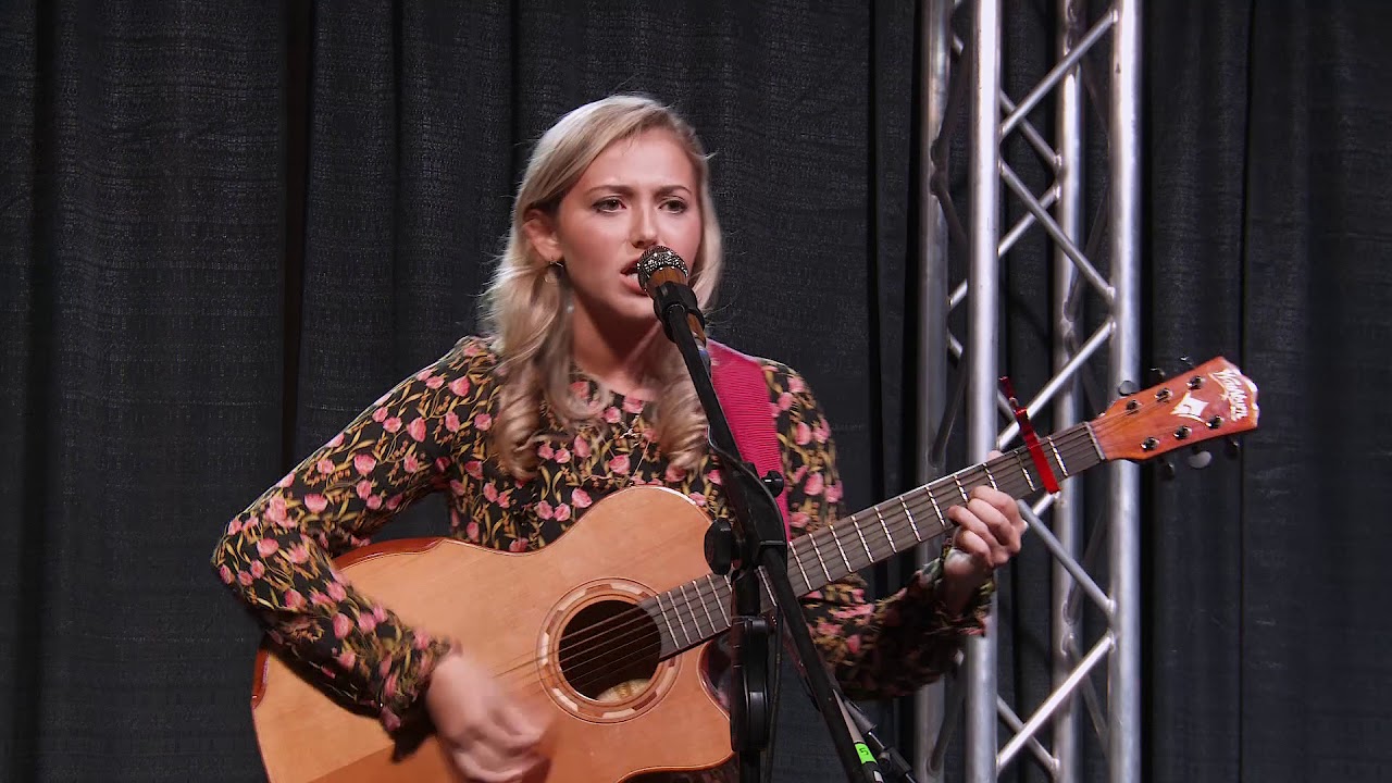 Emma Arnold "Done Loving You" 2017 DURANGO Songwriters Expo Denver ...