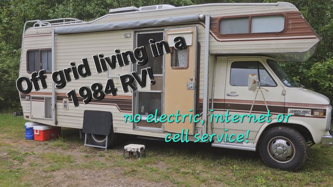 Birdie, my 1984 RV is settling into her new home | ADIRONDACKS ️🚌🤗 # ...