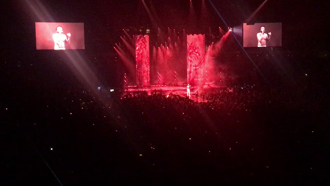 This is America tour - footage compilation - Childish Gambino - YouTube