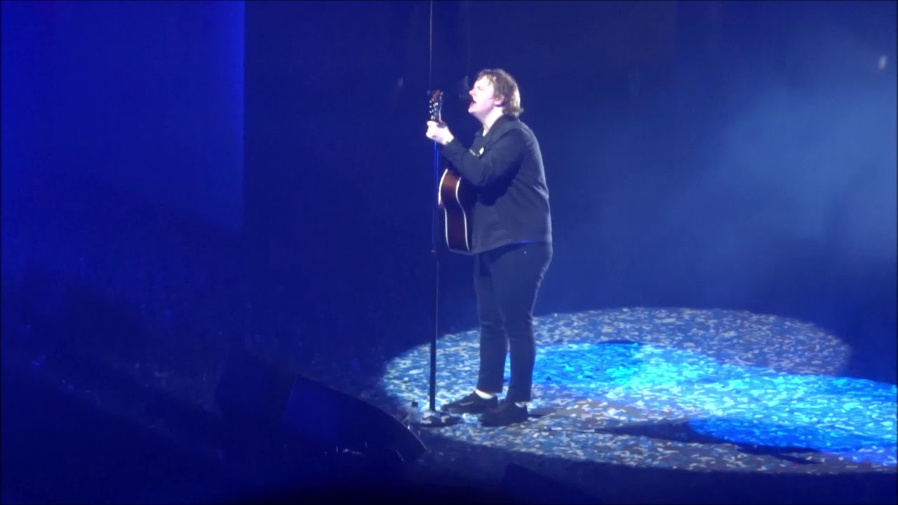 Lewis Capaldi - Before You Go @ SSE Arena, Wembley, London 13/03/20 ...