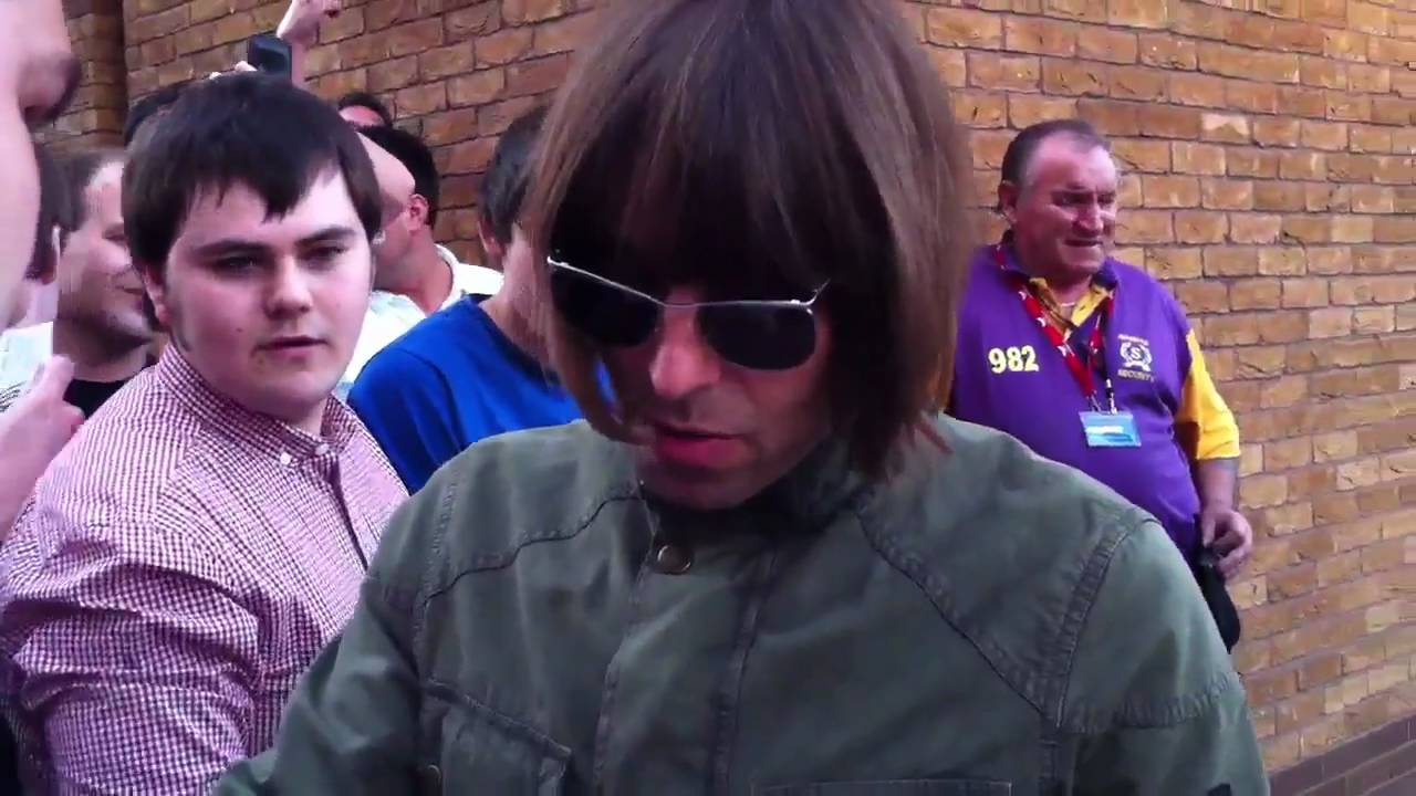Liam Gallagher Keeping It Real - YouTube