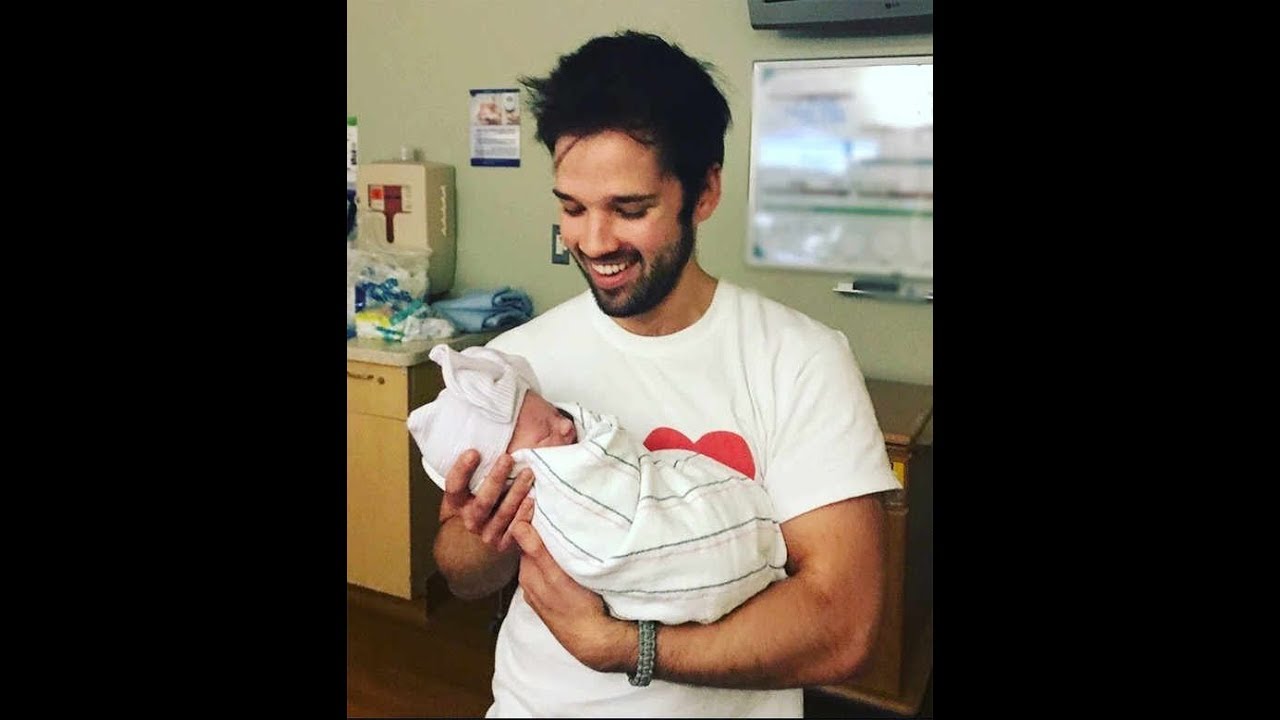 iCarly's Nathan Kress Welcomes First Child and Shares Sweet Photos ...