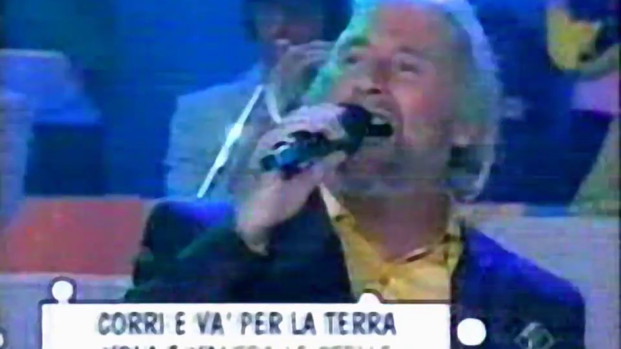 Douglas Meakin canta Jeeg Robot (da "Macchemù", Italia1, 2000) - YouTube