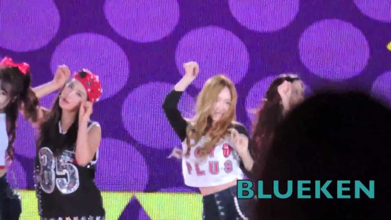 [FANCAM] SNSD(JESSICA FOCUS) DANCING QUEEN 1/Sep/2013 korean music wave ...