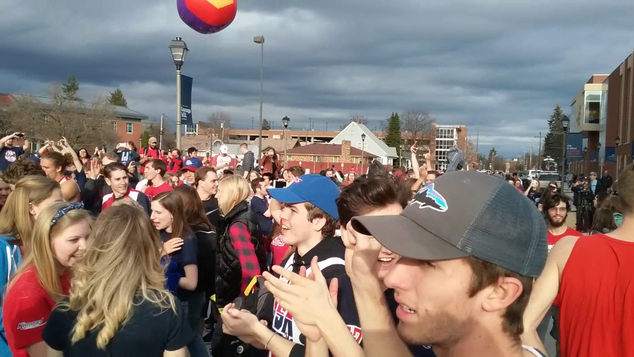Final Four Win on Campus. Go Zags! - YouTube