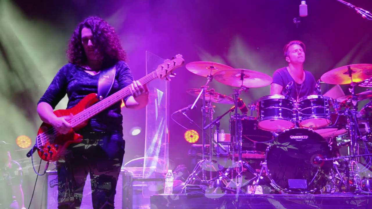 STS9 - "Dance" - Red Rocks - 09.12.15 - YouTube