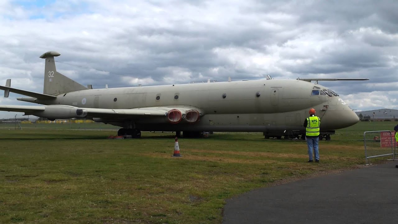 Nimrod XV232 4 Engine Ground Run. 9-5-2015 - YouTube