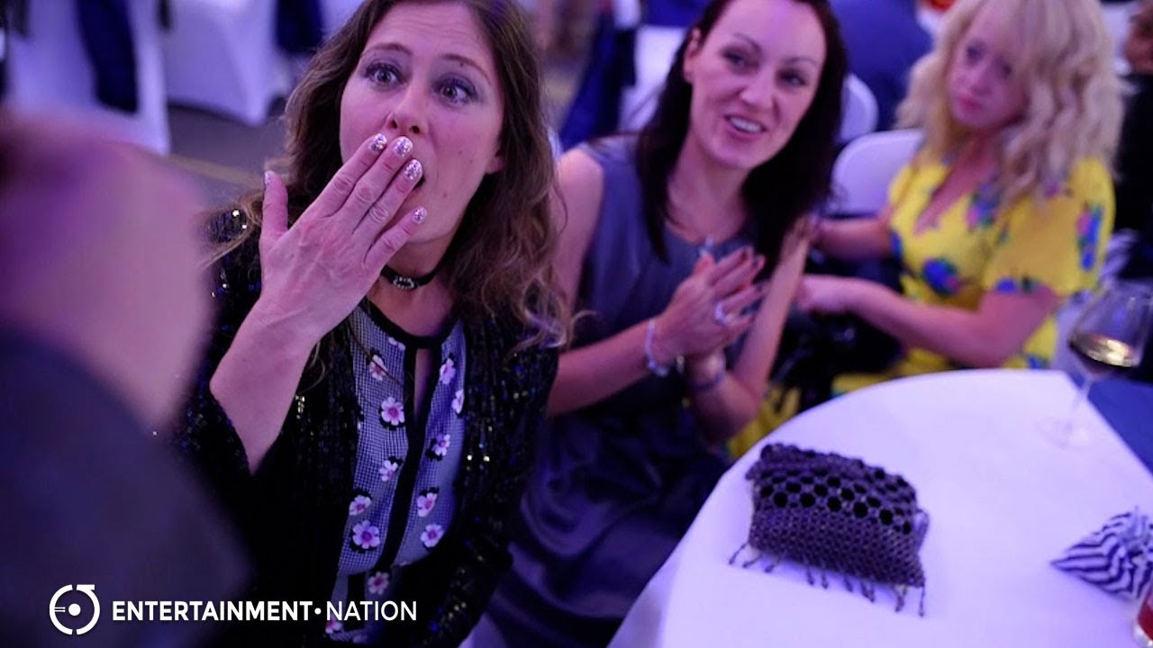 Just The Magician - Mind-Blowing Close-Up Magician - Entertainment ...