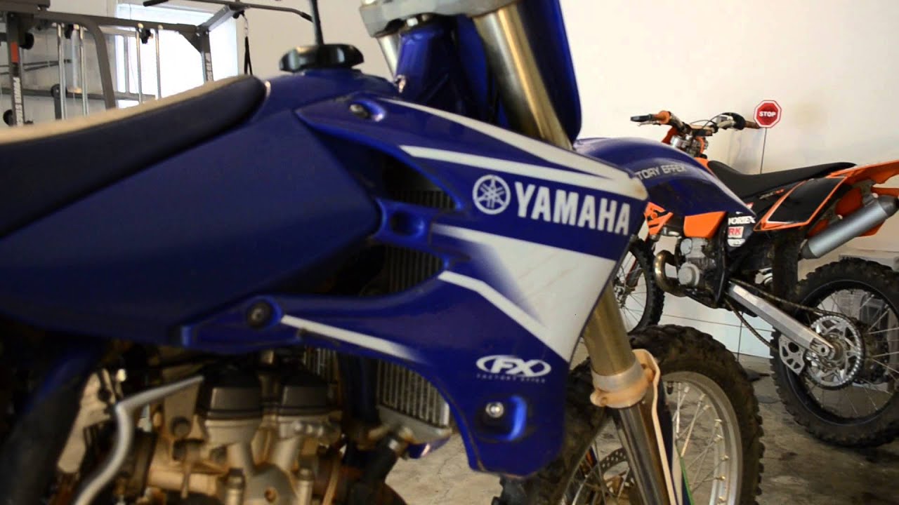 Walk around and Start of 2004 Yz250f - YouTube
