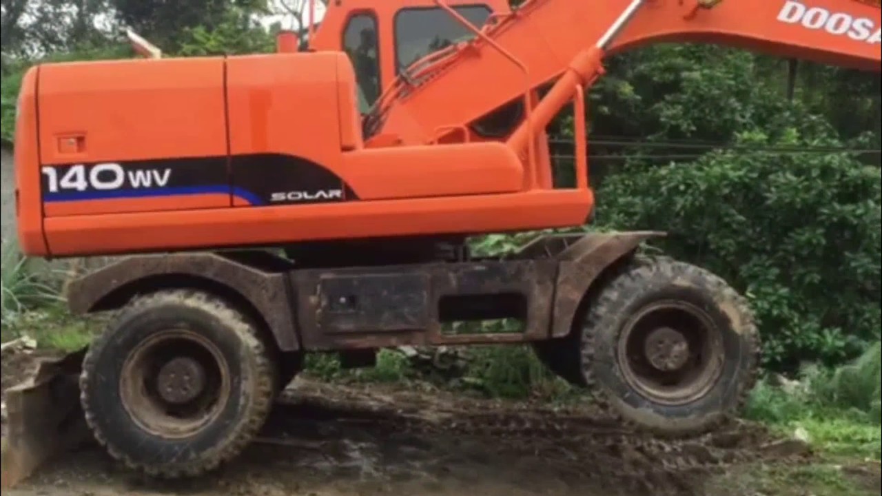 SOLAR140W-V - YouTube