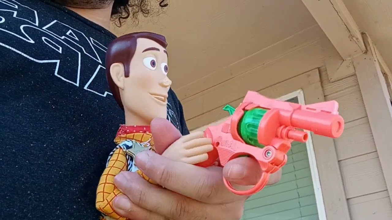 WOODY HAS A GUN!!! - YouTube