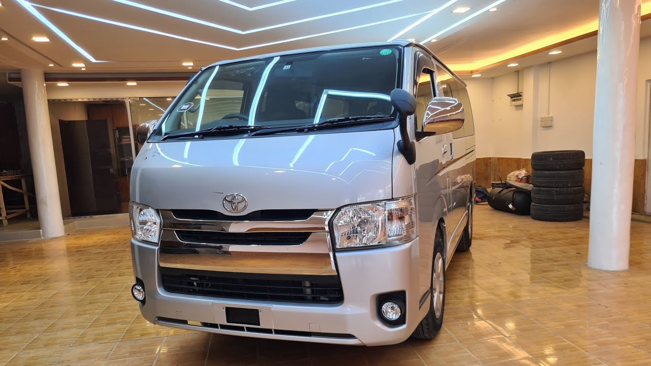 TOYOTA HIACE GL DUAL AC MODEL 2017 COLOR SILVER || MICROBUS || - YouTube