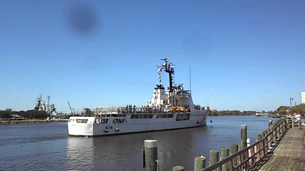 USGC Diligence coming into port - YouTube