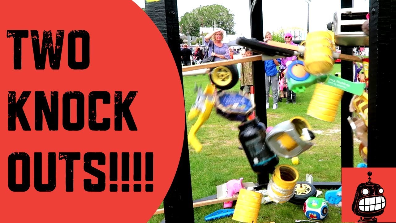 Multiple knockouts! - Stupid Robot Fighting League - YouTube