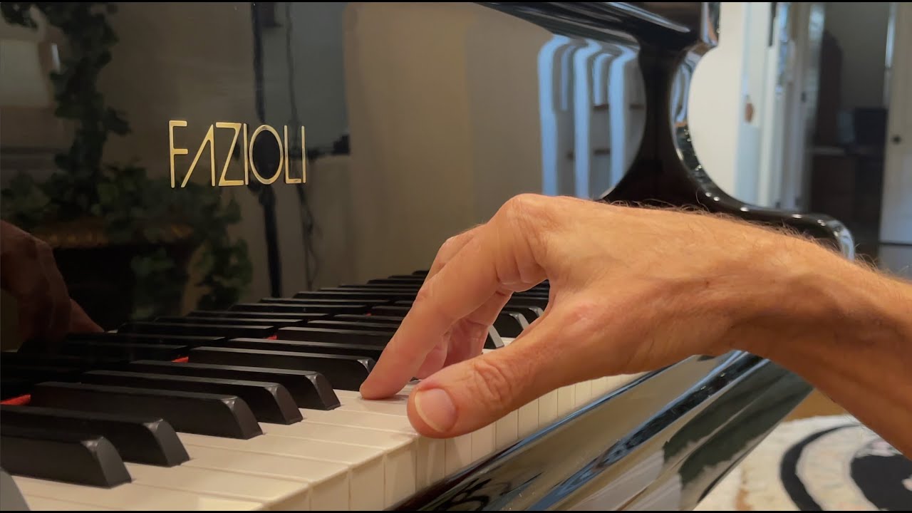 Wrist Arch Pull Release Piano Technique Demo - YouTube