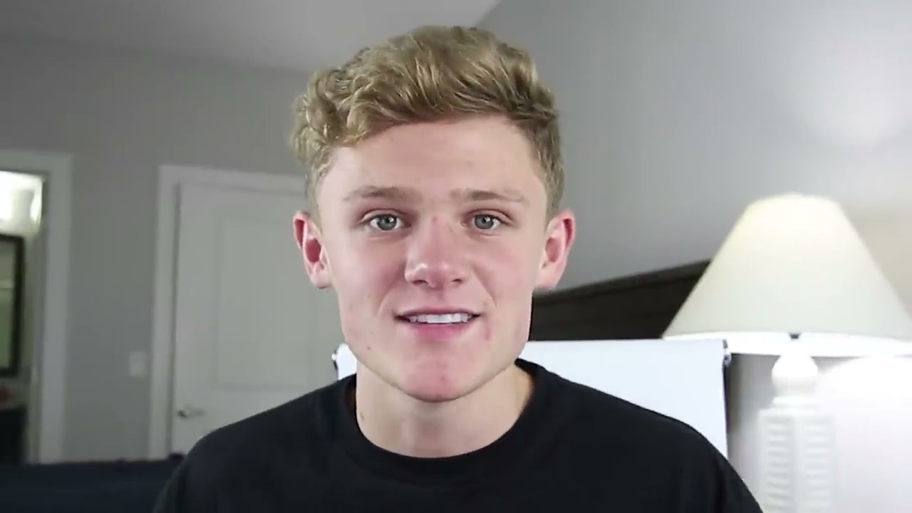 Ryan Trahan! KINGS of CRINGE KSI vs LOGAN PAUL FIGHT - YouTube