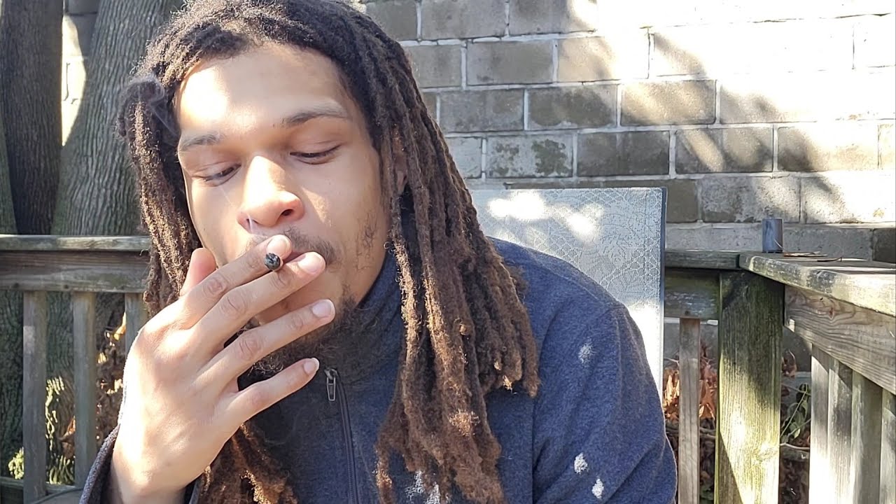 Very Quick Spliff - YouTube