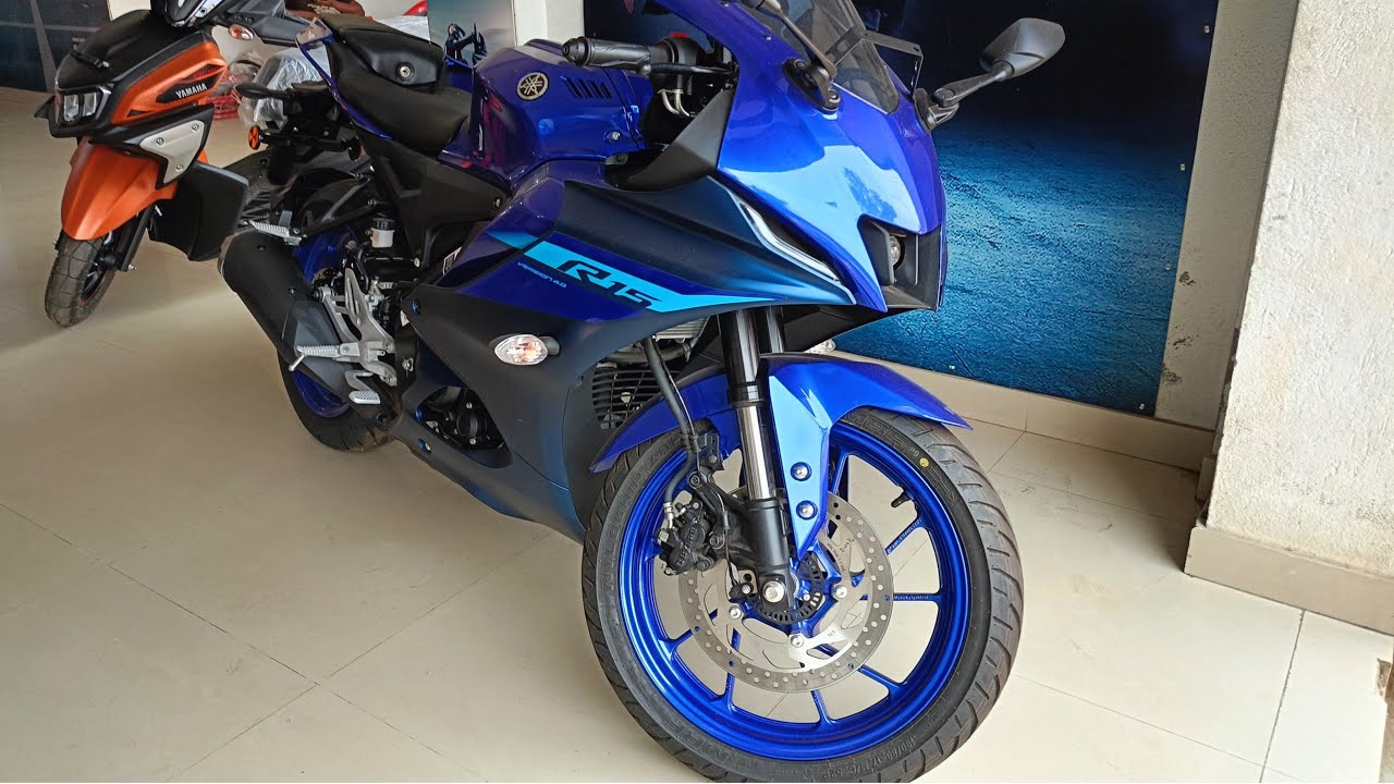 New Graphic R15 new bike - YouTube