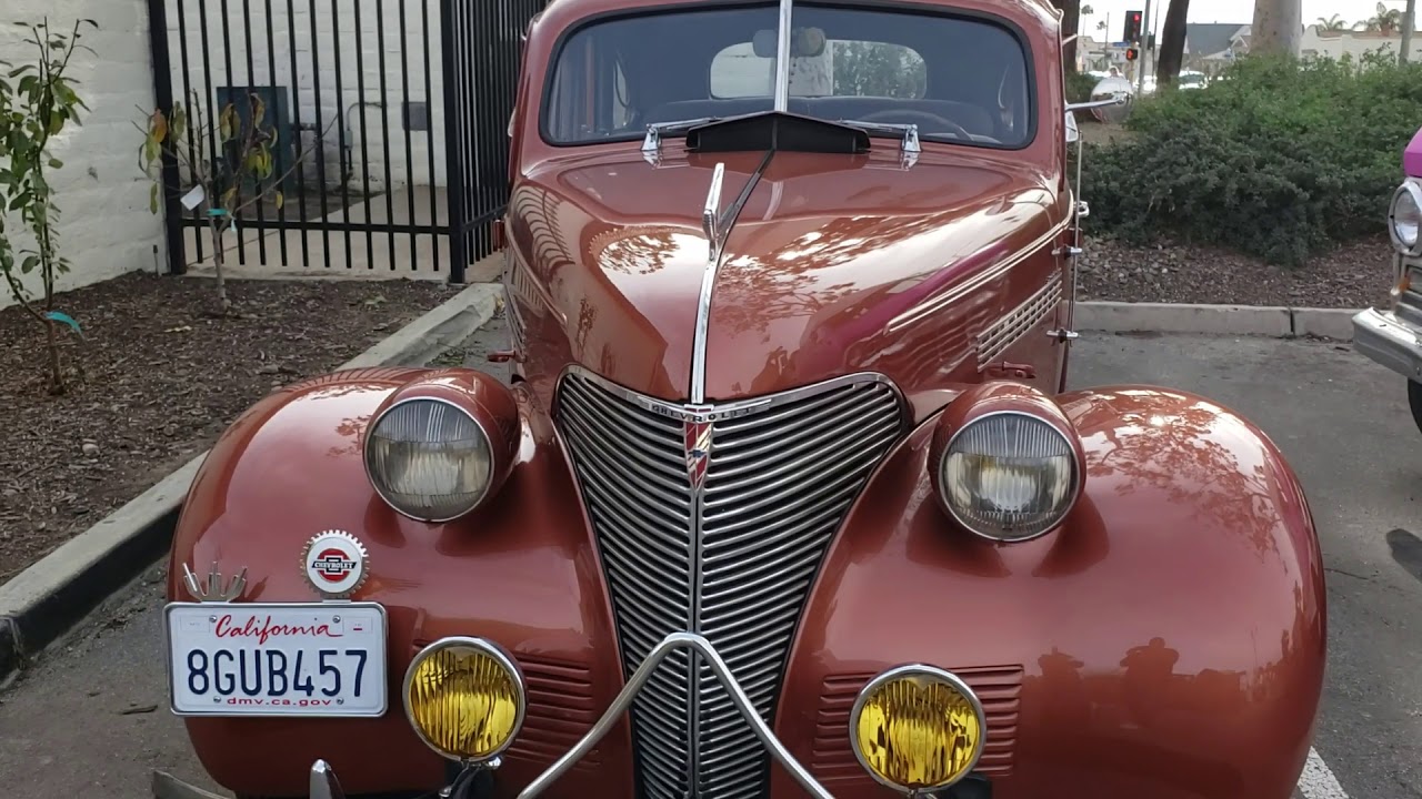 Tony's clean 39 Chevy bomb clean - YouTube