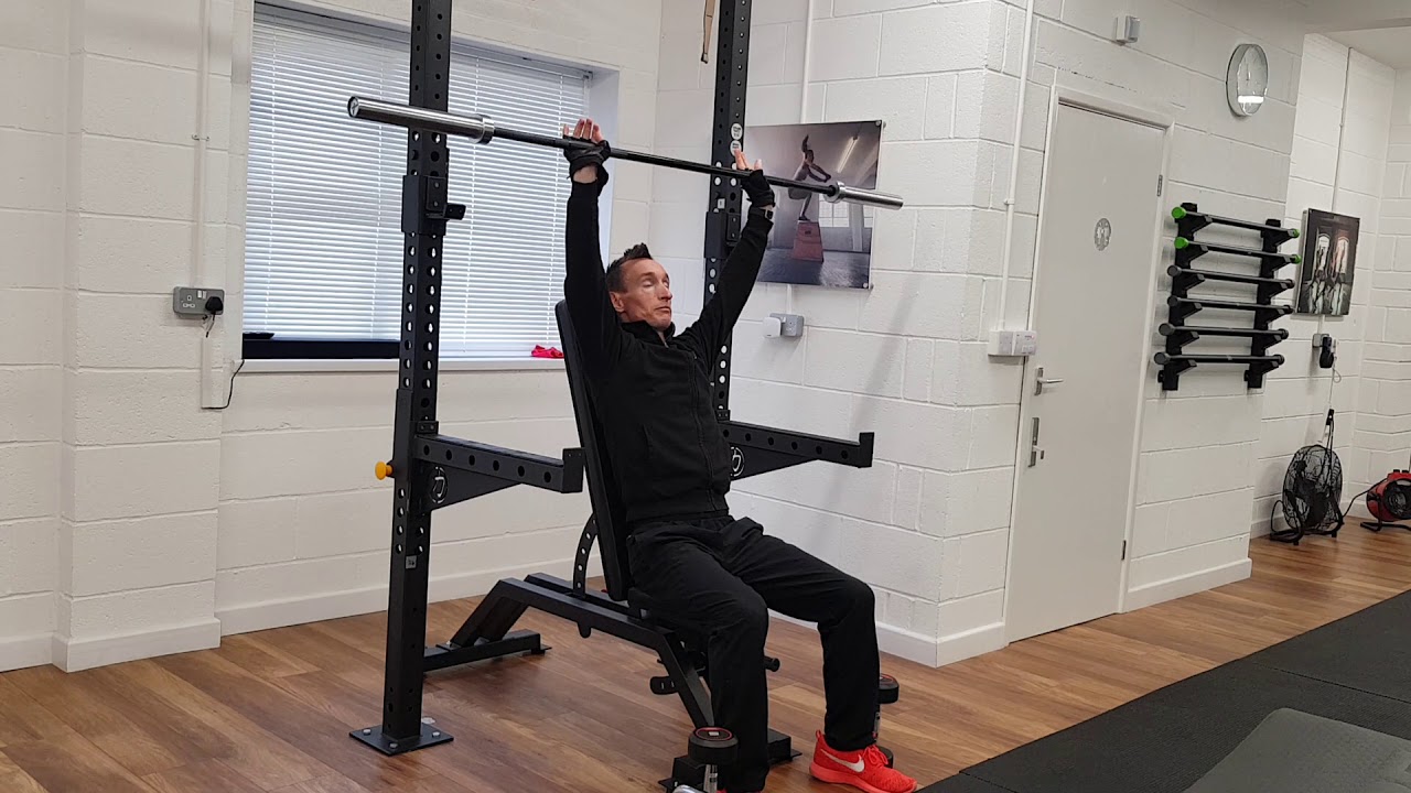 WOD 9 - 1000 m row. shoulder core and tricep workout. - YouTube