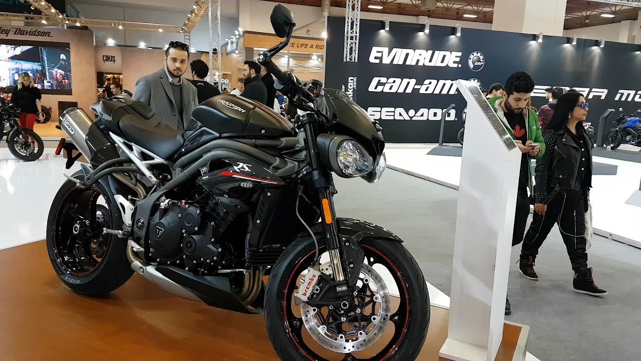 2019 Triumph Speed Triple RS Motorcycle Show - YouTube