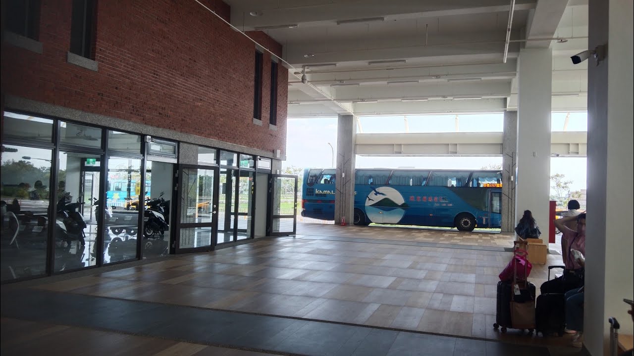 Bagong Bus Station Dito sa Luodong 🇹🇼 - YouTube
