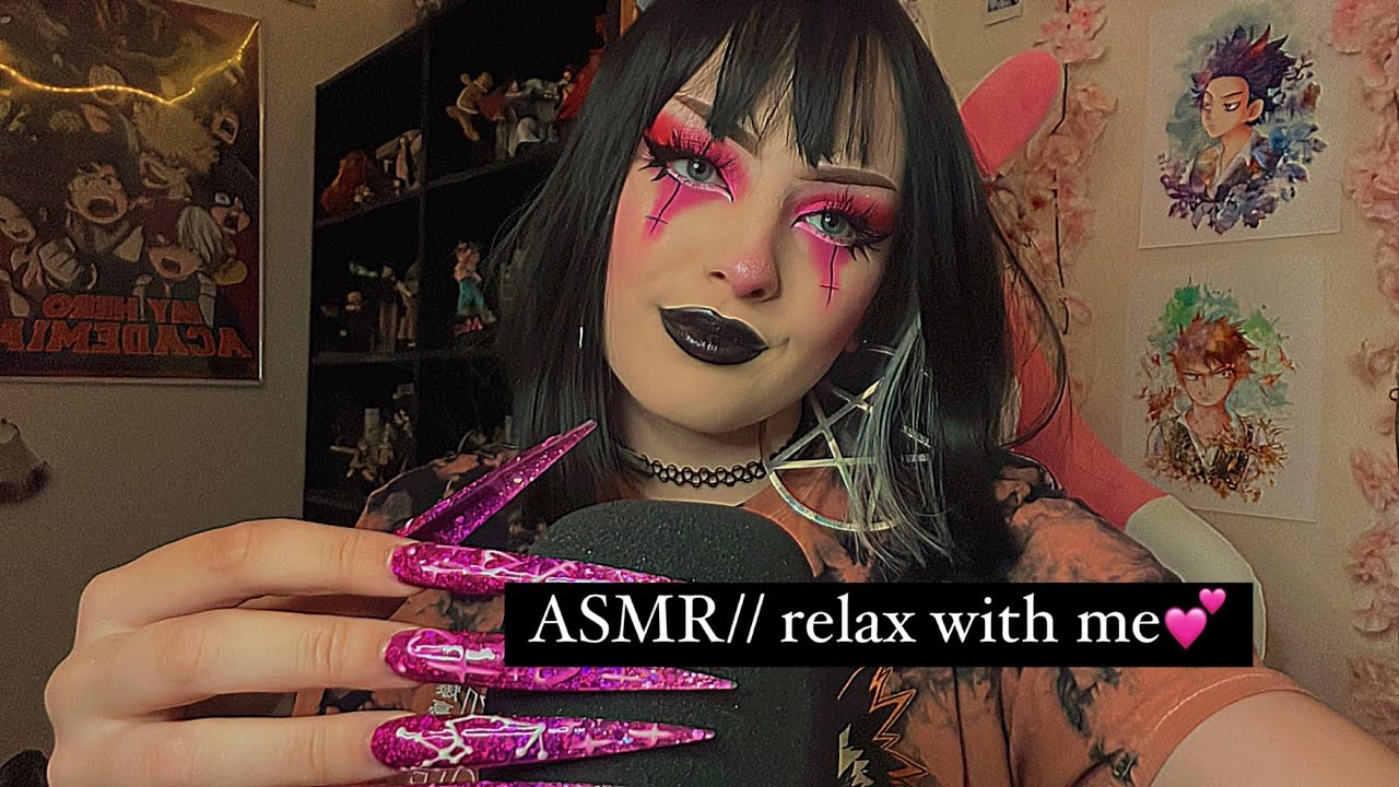 ASMR//relax with me (talking & tapping) - YouTube