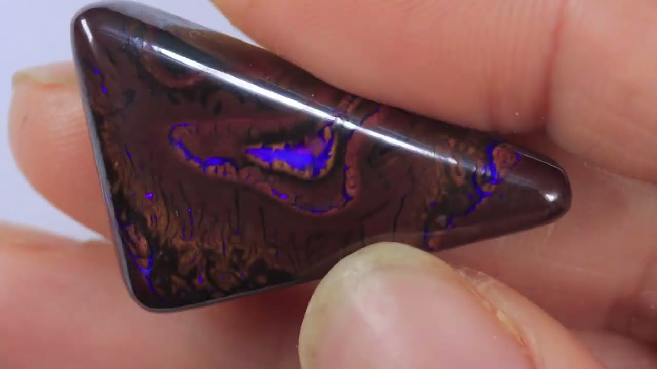 GENUINE LIGHTNING RIDGE OPAL GEMSTONE AUSTRALIA BY KUCINA OPALS - YouTube