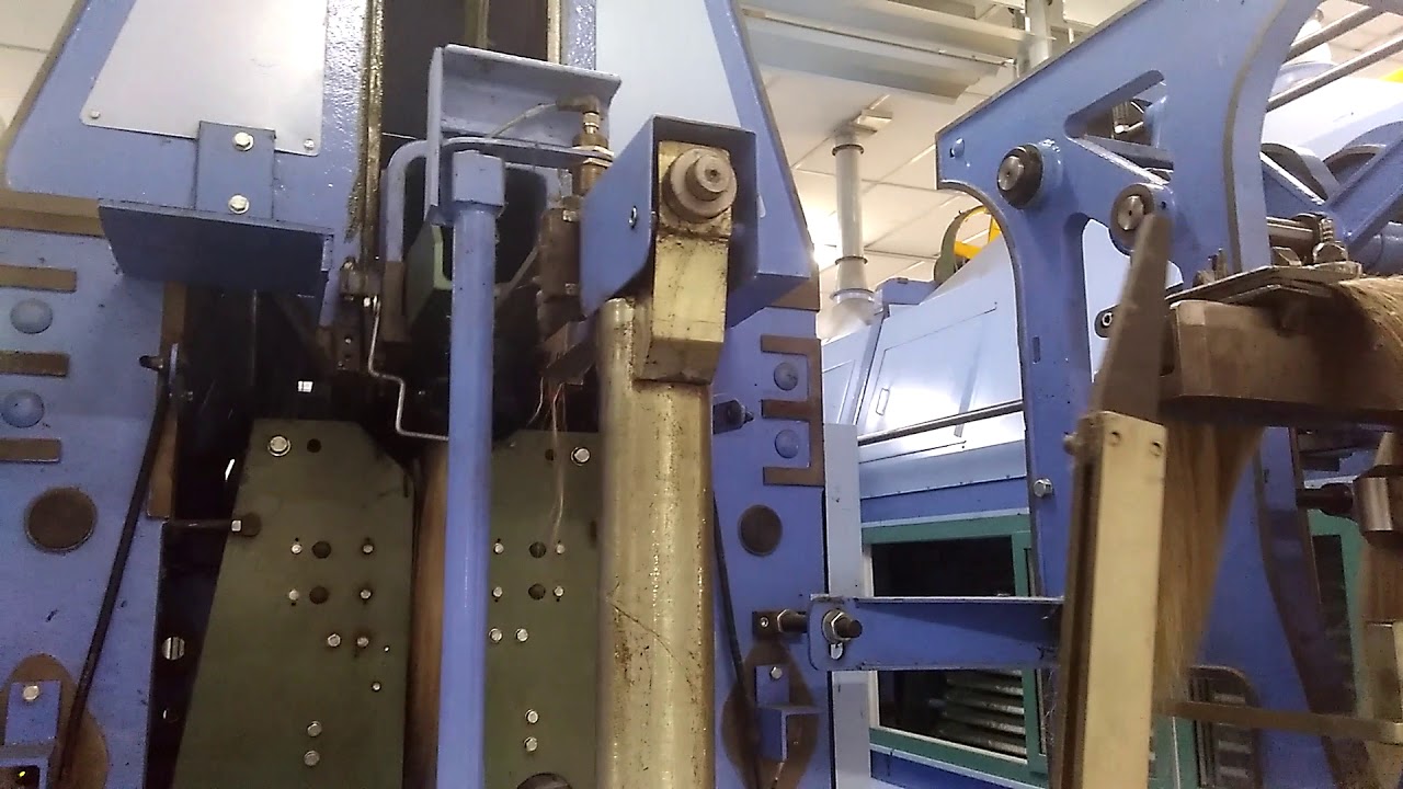 Machine hackling(1) - YouTube