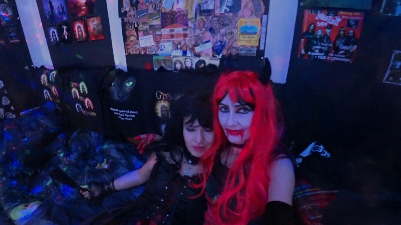Halloween Vampire Party - YouTube