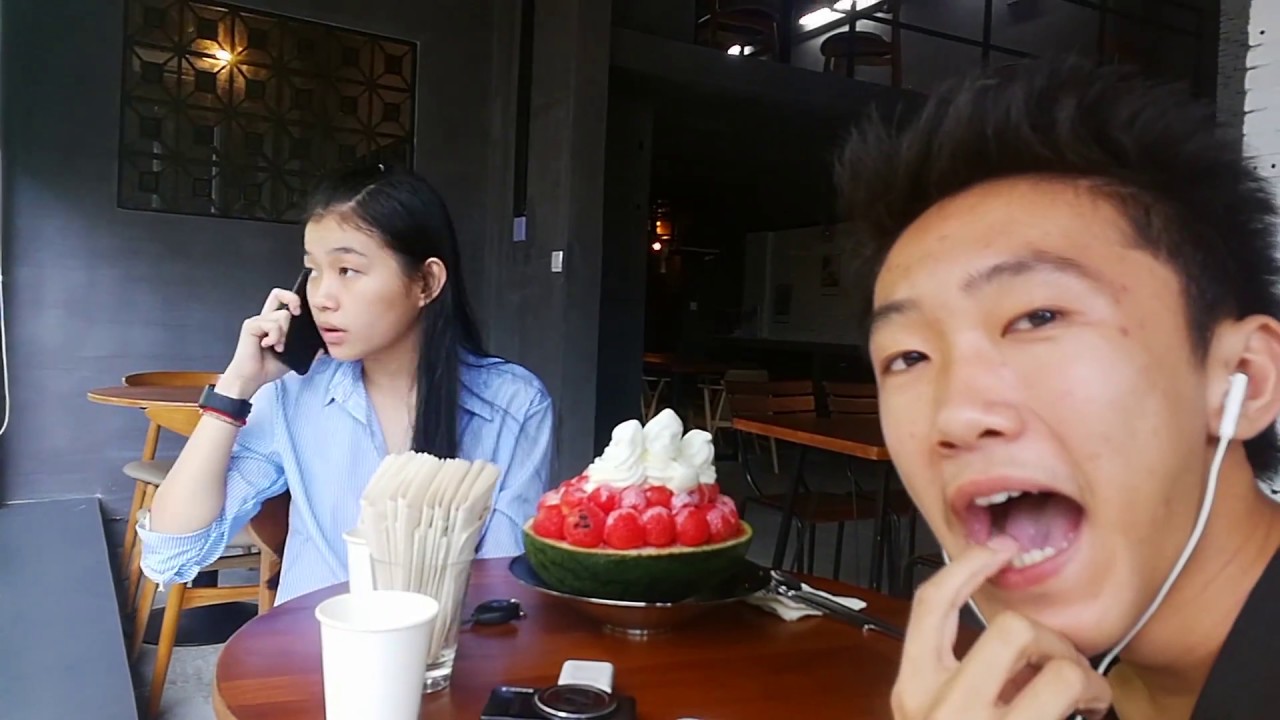 [Bunleng Vlog] 2Ep "Meeting idols and daily life" - YouTube