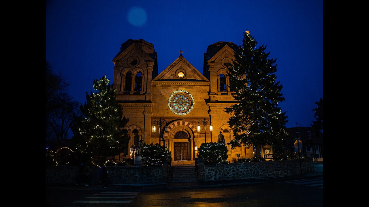 Christmas Time on the Santa Fe Plaza - YouTube