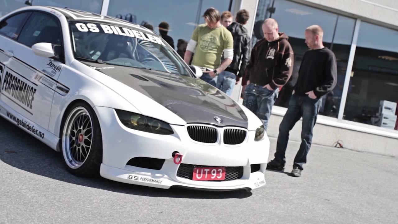 BMW Meetup [GS BILDELER @ BUD 2011] - YouTube
