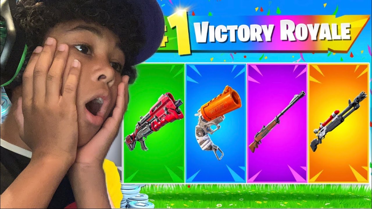 PLAYING FORTNITE SOLOS (rainbow gun challange) - YouTube