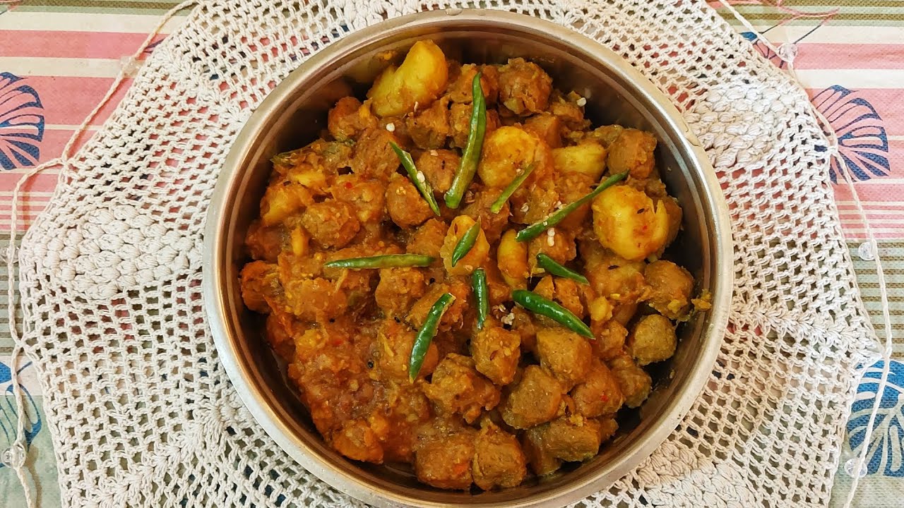 Soya Curry Recipe | Mango Soya Curry | Soya Chunks Recipe | Bengali ...