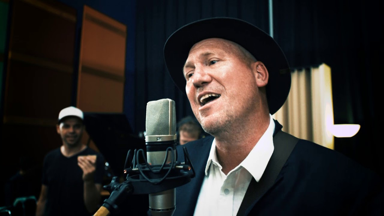 Gav Brown - Hello Yellow (Official Video) with Gav Brown Band - YouTube